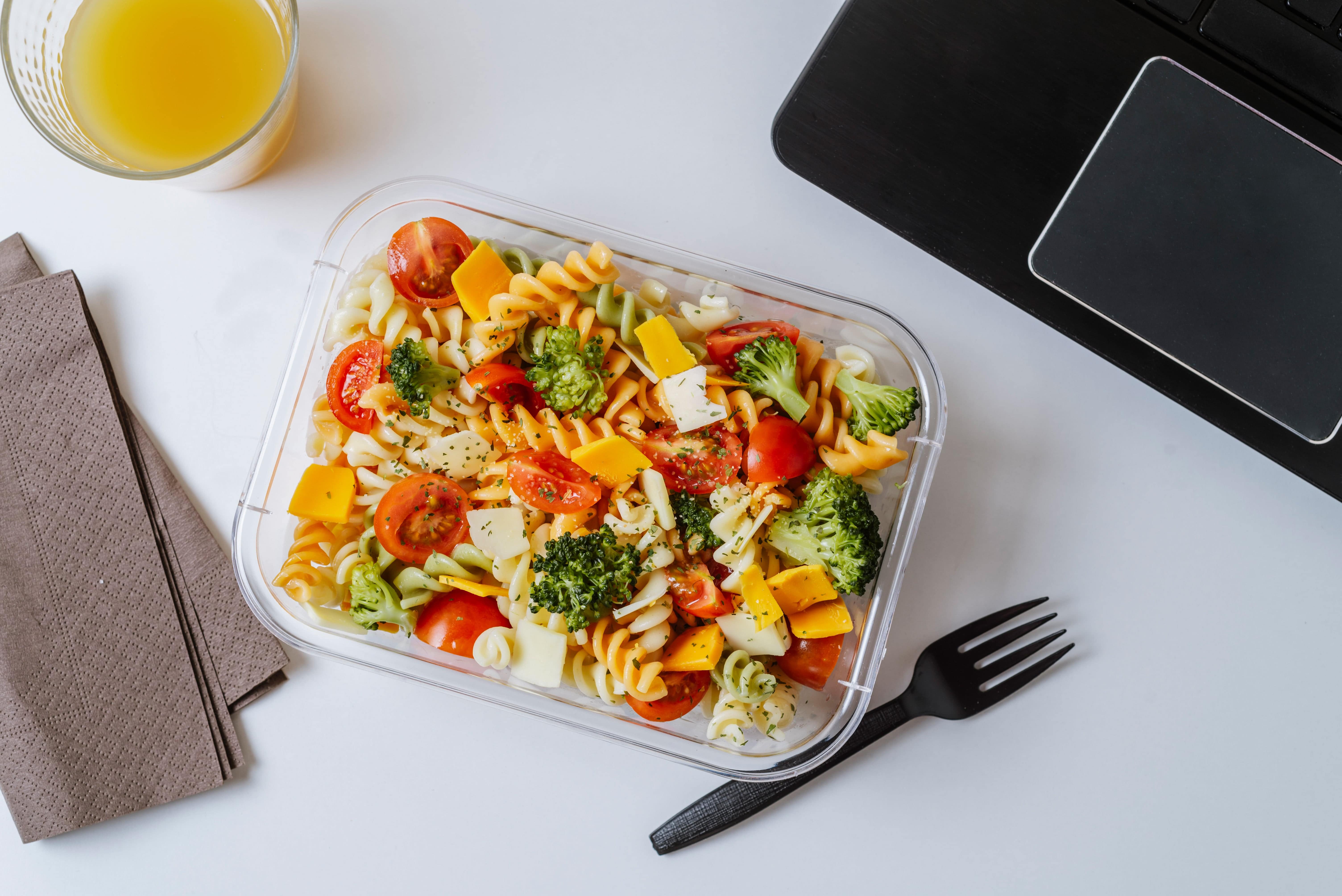 7 Tips Para Alimentarse Saludablemente Al Hacer Home Office